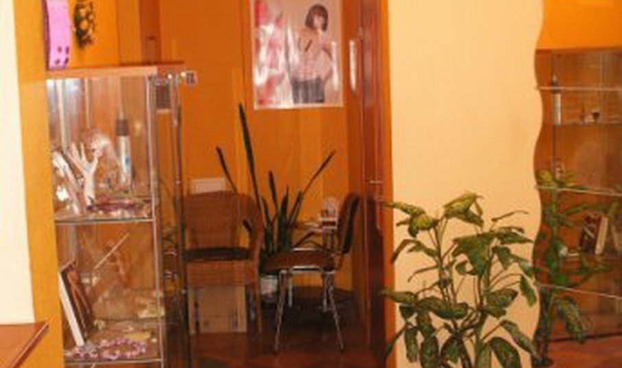 Güzellik salonu Salon krasoty Kamilla, Saint‑Petersburg, foto