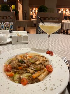 Restoran Oshaley (Shosseynaya ulitsa No:45, posyolok gorodskogo tipa Afipskiy), restoran  Krasnodarski krayından