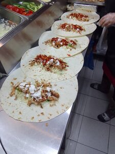 Маяк Донер (No:вл3, kvartal Mayakovskogo, Zvenigorod), fast food  Zvenigorod'dan