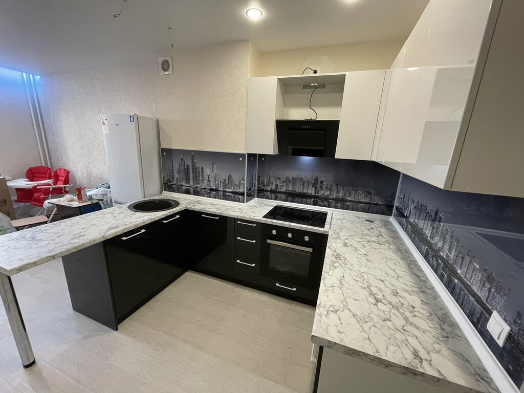 Özel mobilya yapımı Кухни шкафы двери балконы, Krasnoyarsk, foto