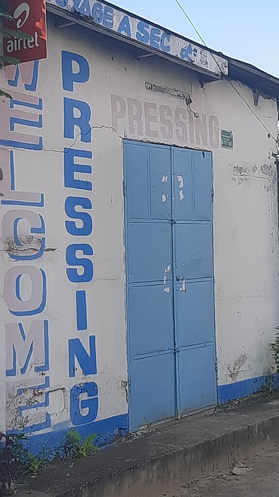 Çamaşırhaneler Welcome Pressing, Brazzaville, foto