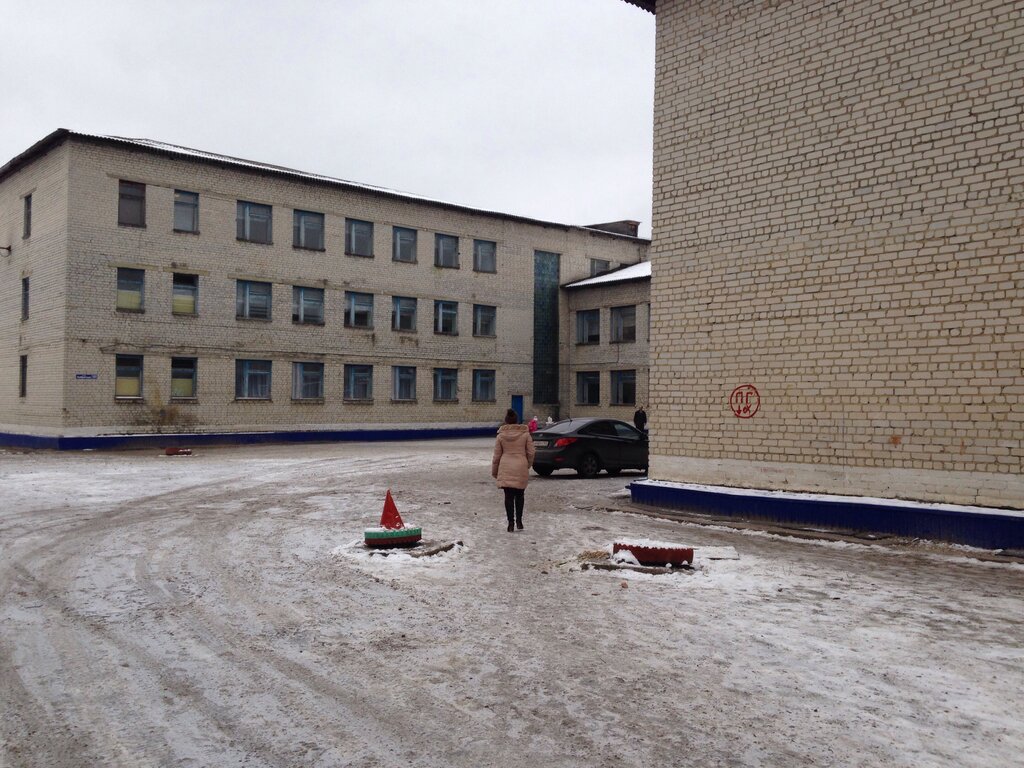 Ortaokul Mbou SOSh № 4 Mo Baryshsky rayon Ulyanovskoy oblasti, Barish, foto