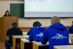 Mbou Srednyaya obshcheobrazovatelnaya shkola № 9 imeni Geroya Sovetskogo Soyuza P. G. Makarova (ulitsa Volodarskogo No:14), ortaokul  Alatyr'dan