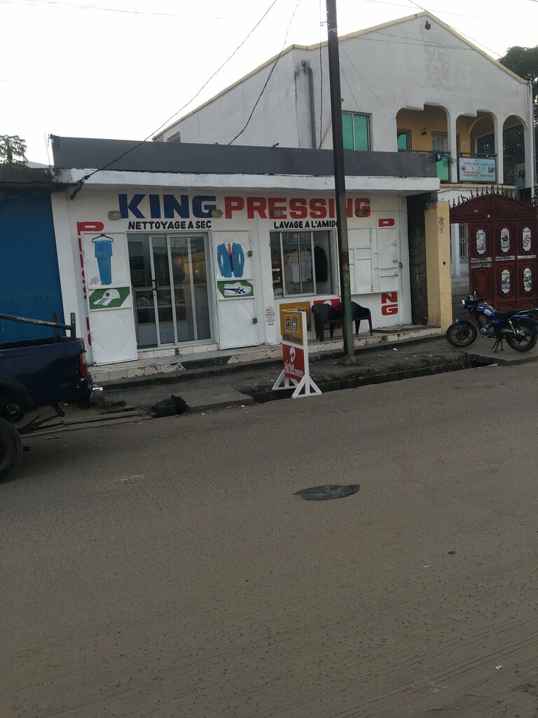 Kuru temizlemeciler King Pressing, Brazzaville, foto