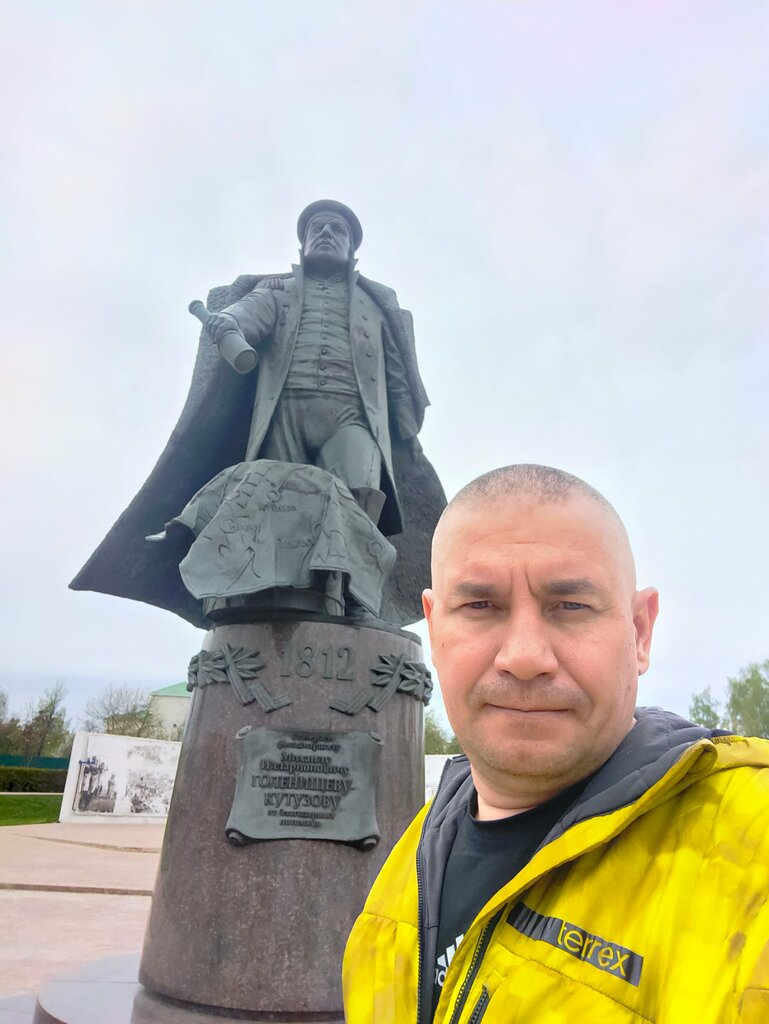 Anıt, heykel 23-мм спаренная зенитная установка ЗУ-23-2, Moskova, foto