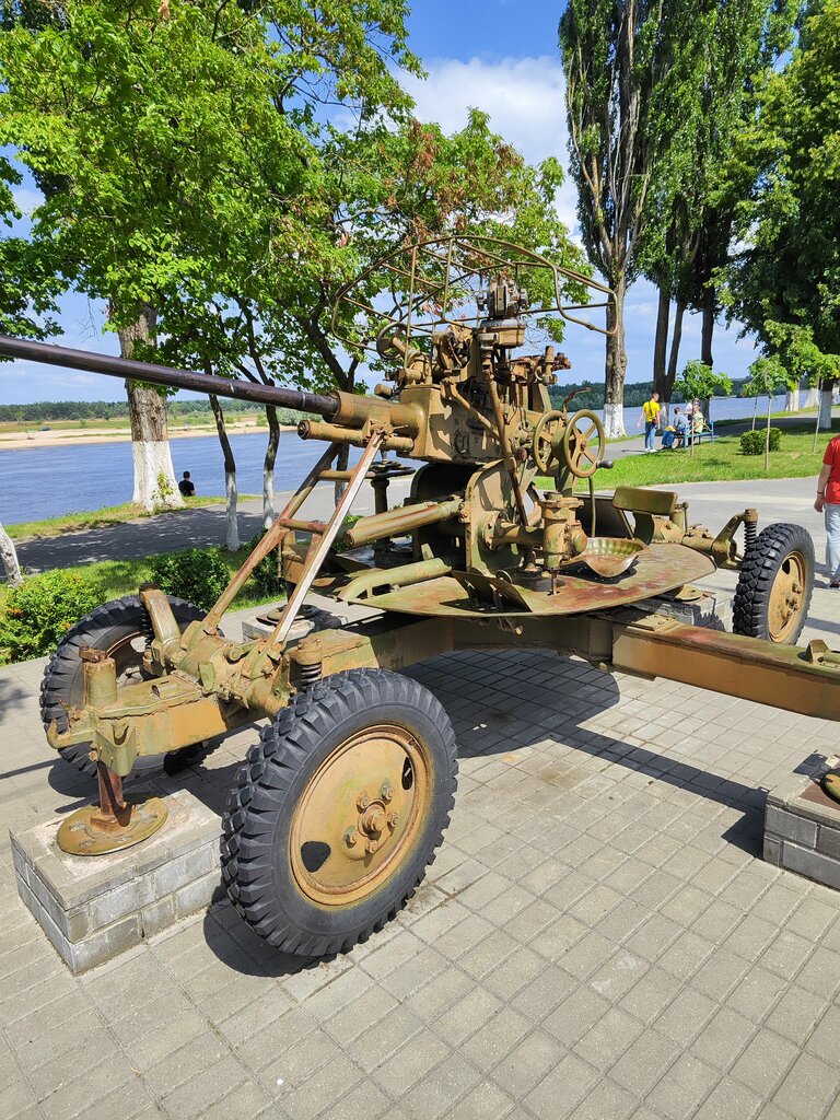 Teknoloji anıtı 37-мм Автоматическая Зенитная Пушка Образца 1939 Года, Mozyr, foto
