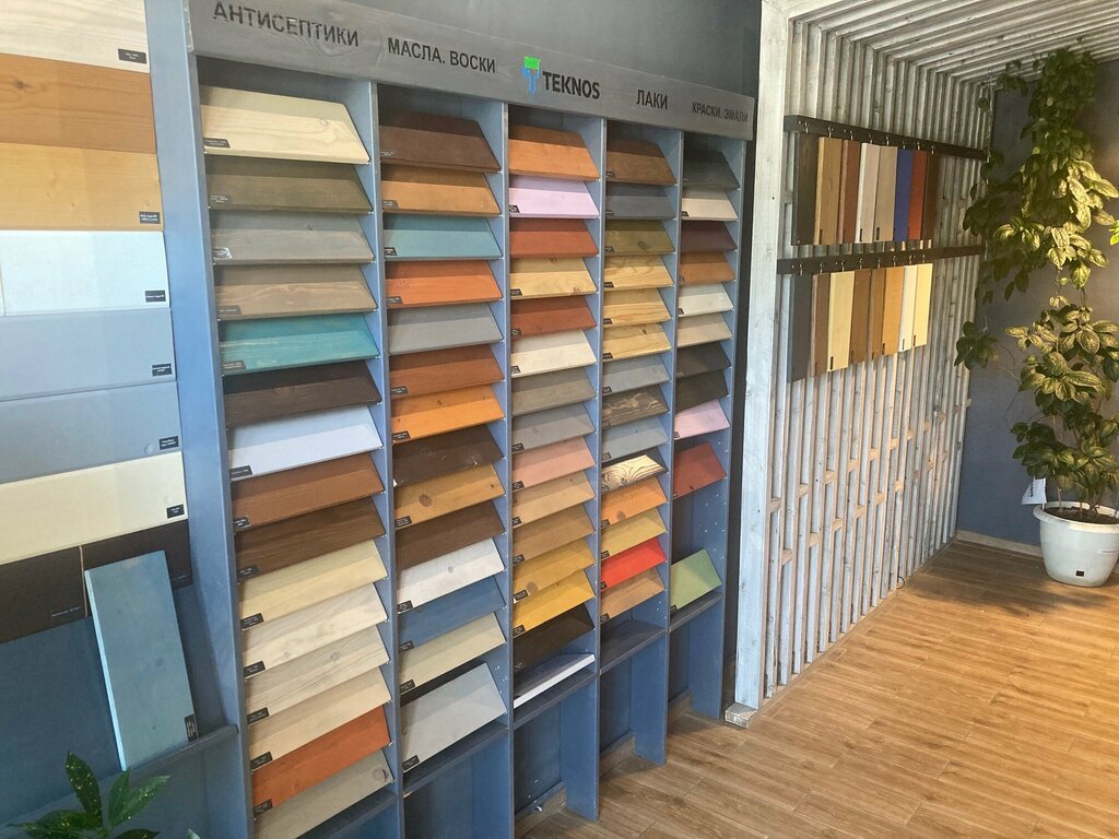 Boya ve cila malzemeleri üretim ve satış yerleri Unicolor, Yekaterinburg, foto