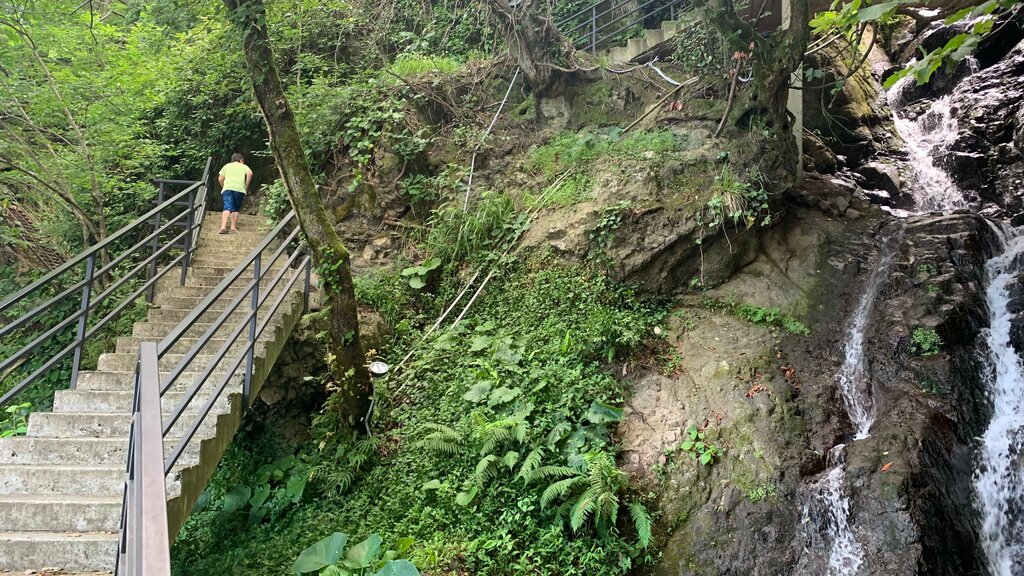 Pınar, çay Spring, stream, Batum, foto