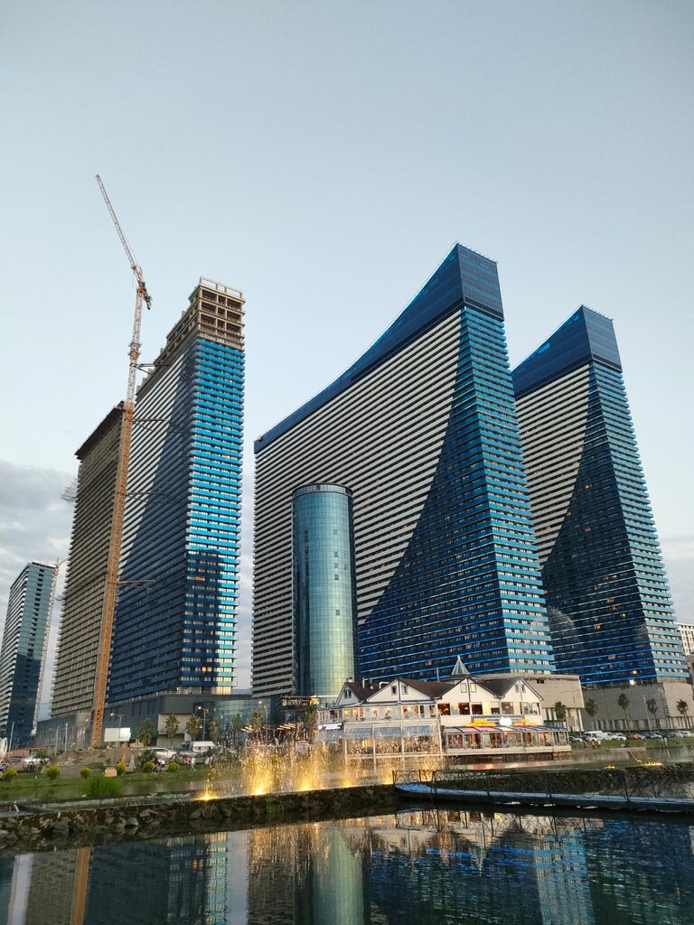 Kısa süreli konaklama Orbi City Paradise, Batum, foto