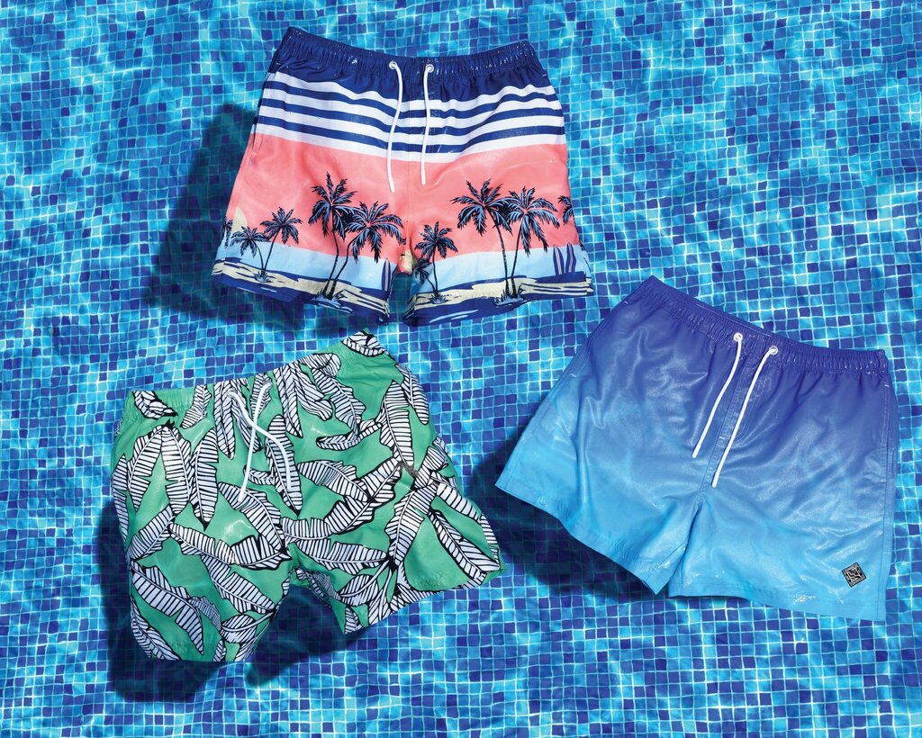 Giyim mağazası Splash Fashions, Ummül‑Kayveyn Emirliği, foto