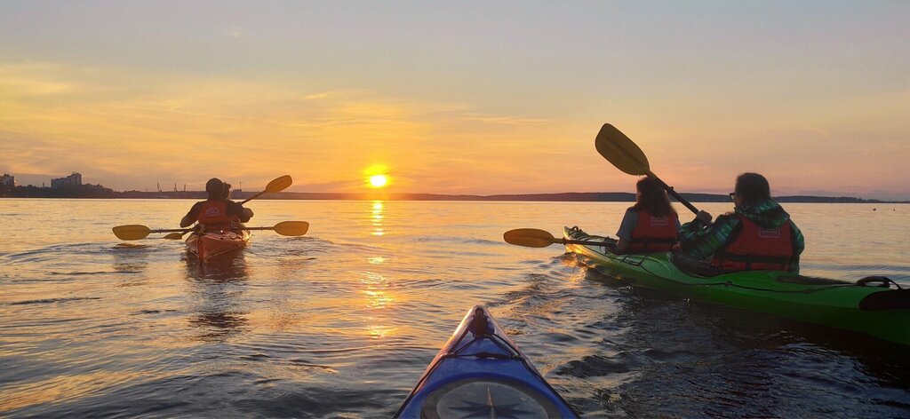 Kiralama noktası Karelia Kayak, Petrozavodsk, foto