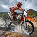 Enduro (Yuzhnaya ulitsa No:8), kiralama noktası  Azov'dan