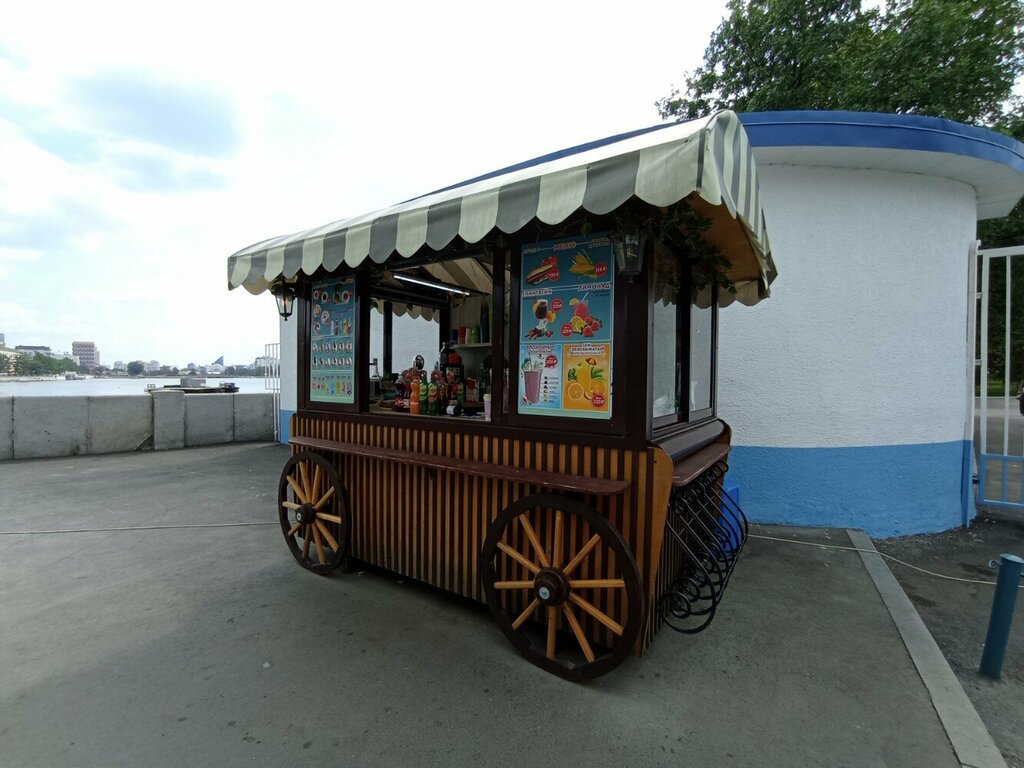 Kafe Прогулочное кафе, Yekaterinburg, foto