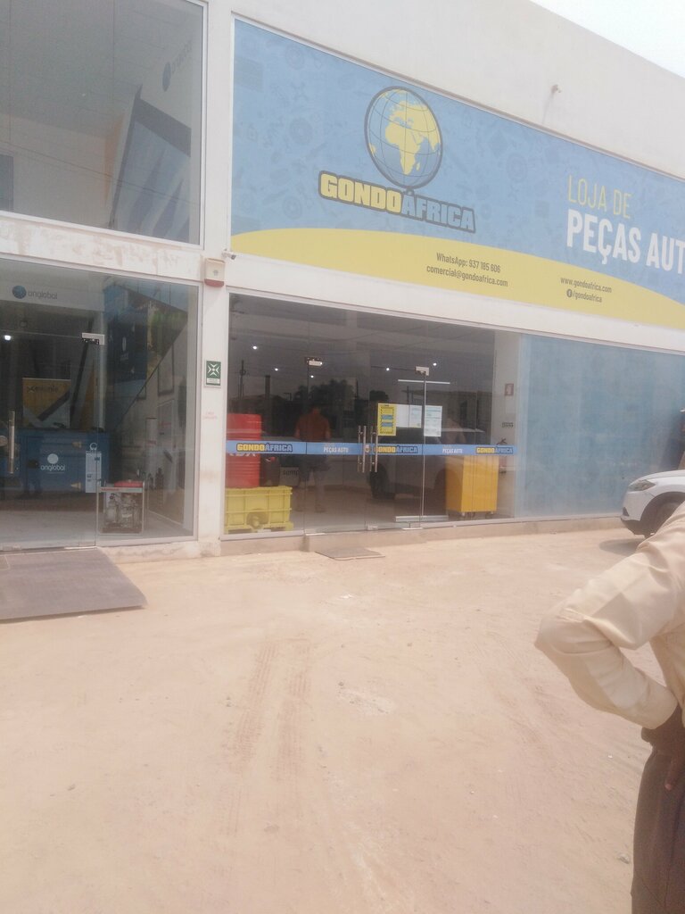 Otomobil servisi Gondoáfrica Patriota, Loanda, foto