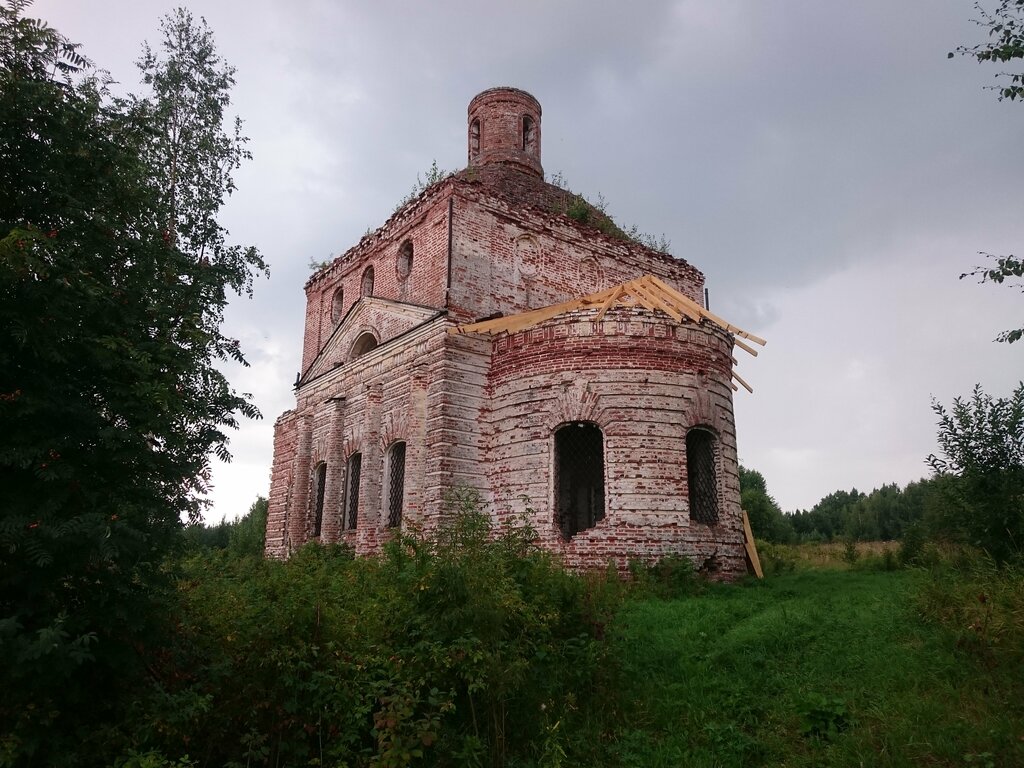 Ortodoks kiliseleri Церковь Троицы Живоначальной, Arhangelskaya oblastı, foto