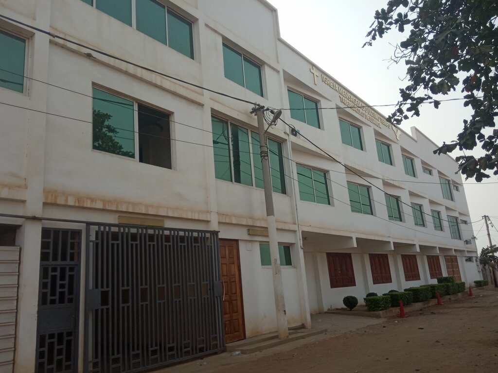 Protestan kilisesi Igreja Mensagem do Último Tempo, Tabernáculo de Luanda, Loanda, foto