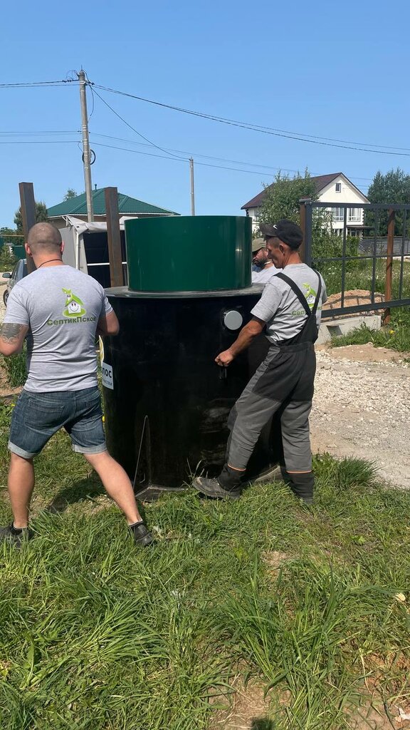 Foseptik çukurları SeptikPskov, Pskov, foto