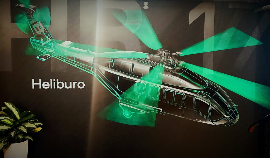 Yeni teknolojiler ve ar-ge merkezleri Хелибюро, Moskova, foto