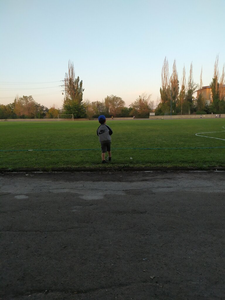 Stadyum Стадион Инкуб, Bişkek, foto