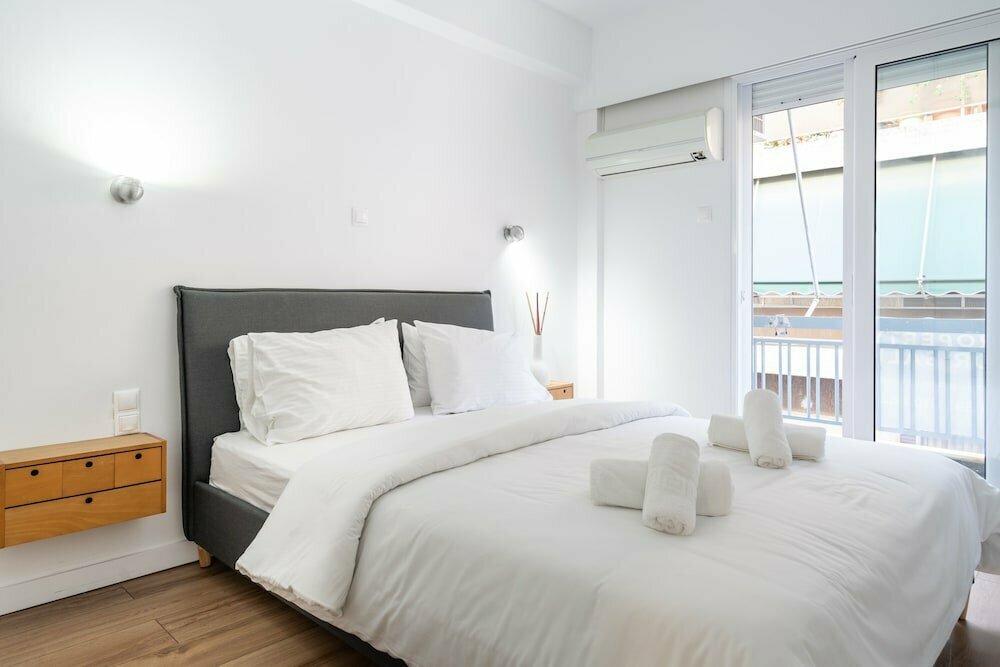 Otel Athens Vibe-Minimalist Aptm in Pagrati, Atina, foto