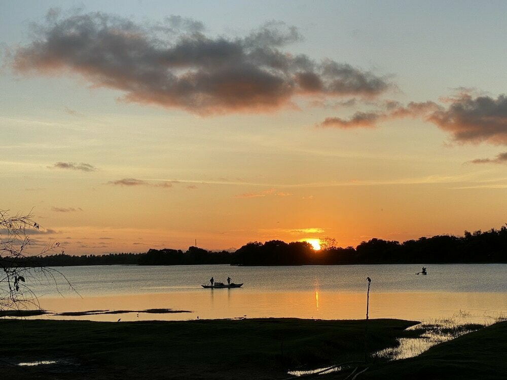 Otel Yala Lake View Cabanas, , foto