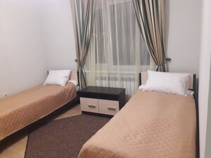 Brusnika (Studencheskaya ulitsa No:9), otel  Ugorsk'tan