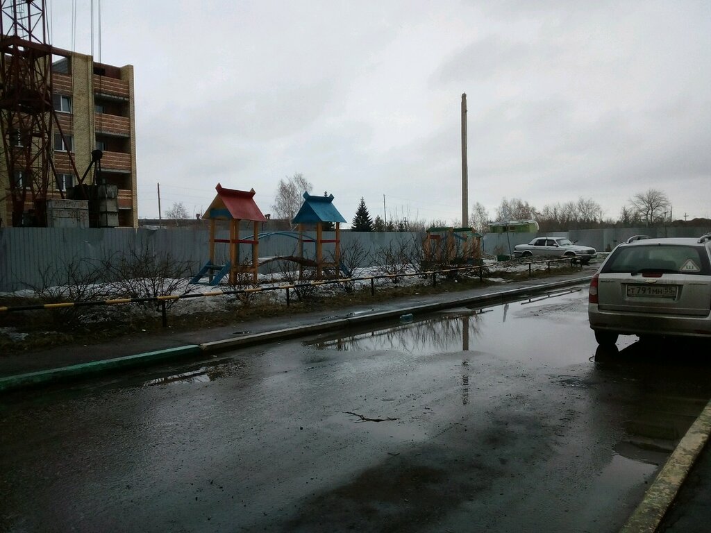 Oyun alanı Playground, Omsk, foto