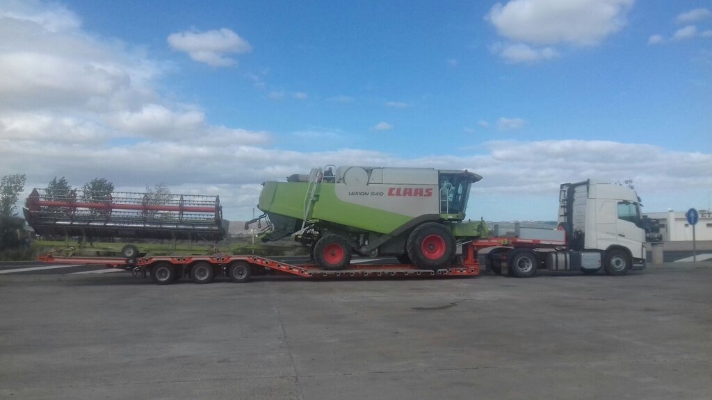 Toplu taşıma yönetimi ve bakımı Transportes y Grúas Cinco Villas - Transportes especiales, Aragon, foto