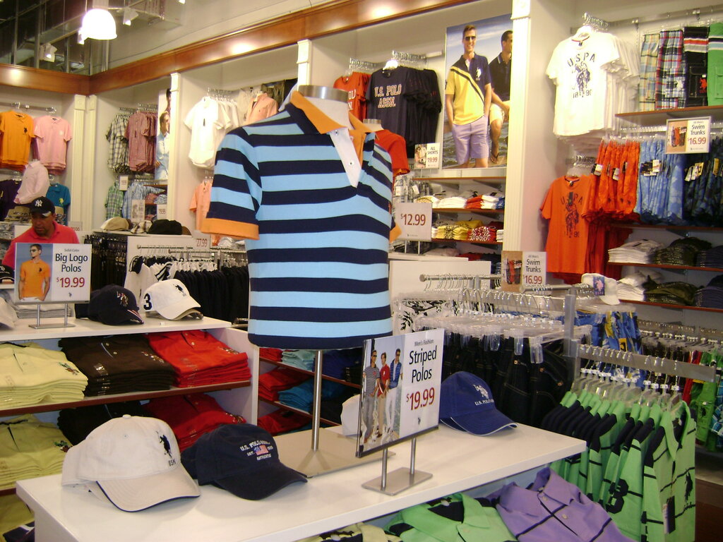Giyim mağazası U. S. Polo Assn. Outlet, Florida Eyaleti, foto