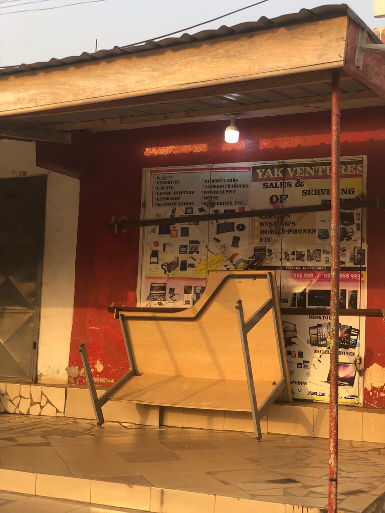Elektroteknik ürün ve ekipman firmaları Yak Ventures, Akra, foto