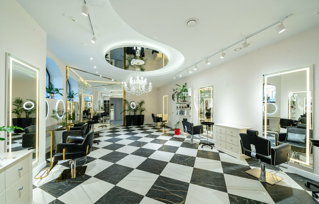 Kuaför meslek eğitimi Blond Color School, Saint‑Petersburg, foto