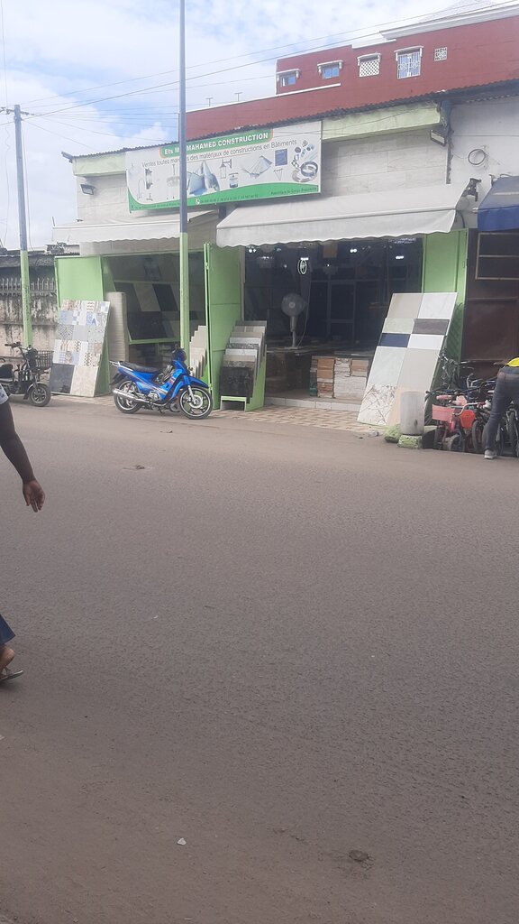Banyo ve klozet mağazaları Ets MC, Brazzaville, foto