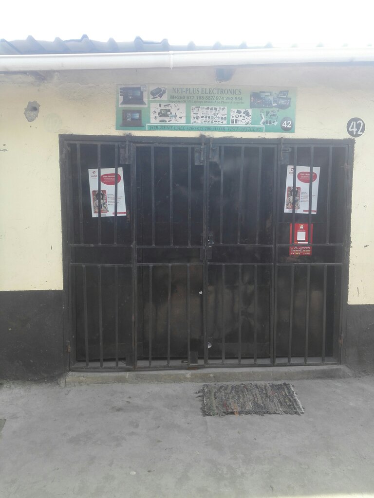 Elektronik cihaz ve parça firmaları Net-Plus Electronics, Lusaka, foto