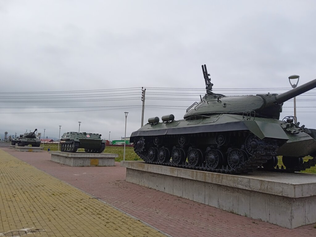 Turistik yerler Аллея военной техники, Sahalin Bölgesi, foto