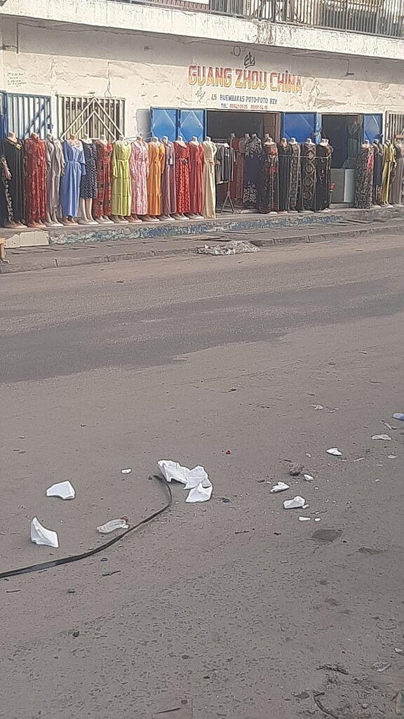 Giyim mağazası Ets Guang Zhou China, Brazzaville, foto