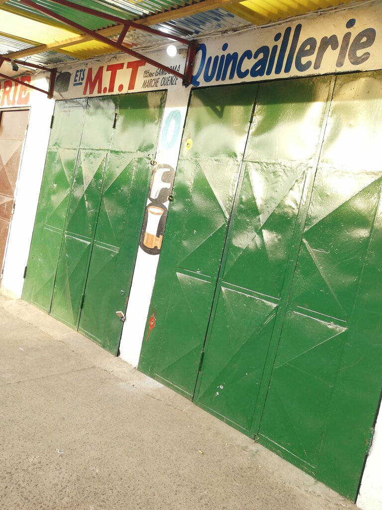 Yapı mağazası Ets Mtt, Brazzaville, foto