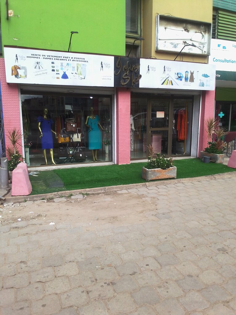 Dış giyim mağazası Infiny Shop, Abican, foto