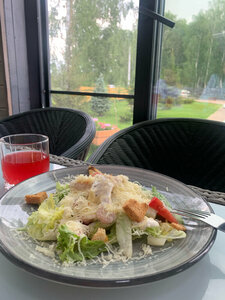 Брусника (Raduzhnaya ulitsa No:2А, mikrorayon Rodnoy, selo Kremenkul), kafe  Çeliabinskaya oblastından