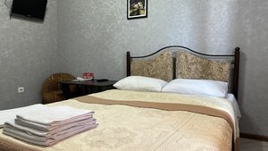 Zolotaya Korona (Stepnaya ulitsa No:8, stanitsa Plastunovskaya), otel  Krasnodarski krayından