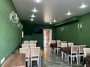Горизонт (Azovskaya ulitsa No:3, Village of Loo), kafe  Soçi'den