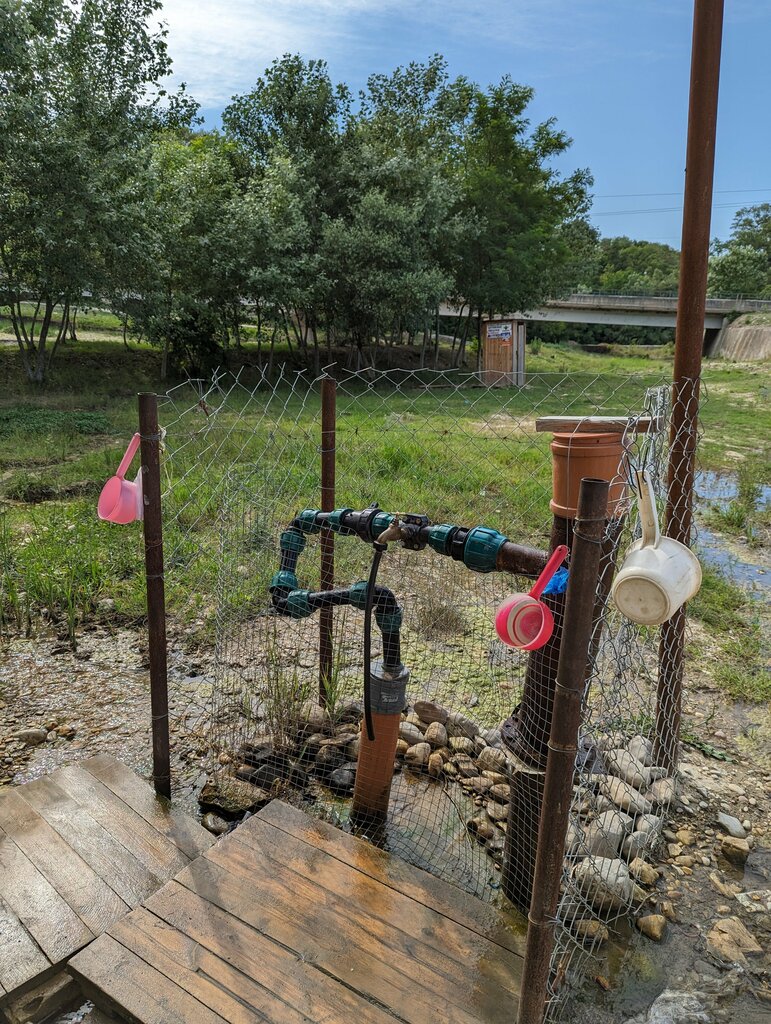 Pınar, çay Spring, stream, Dağıstan, foto