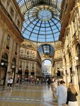 Galleria Vittorio Emanuele II (Via U. Foscolo No:7), turistik yerler  Milano'dan
