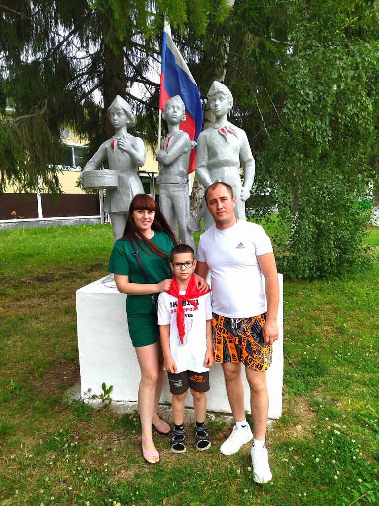 Park, sokak heykeli Пионеры, Tulskaya oblastı, foto