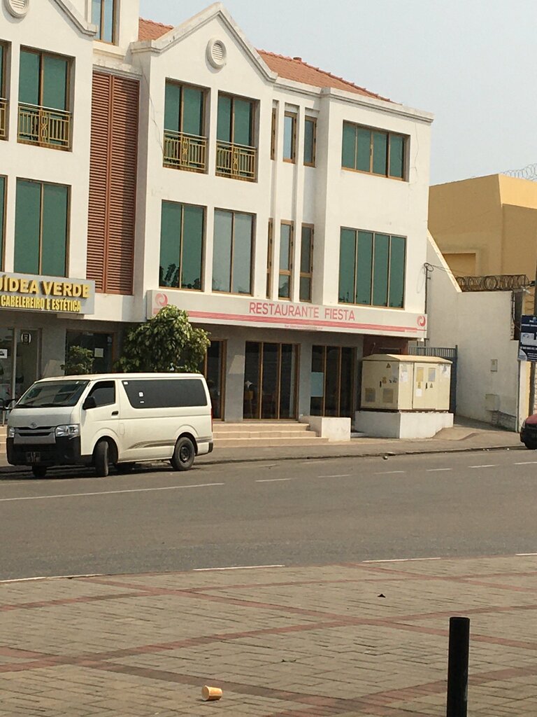 Restoran Fiesta, Loanda, foto