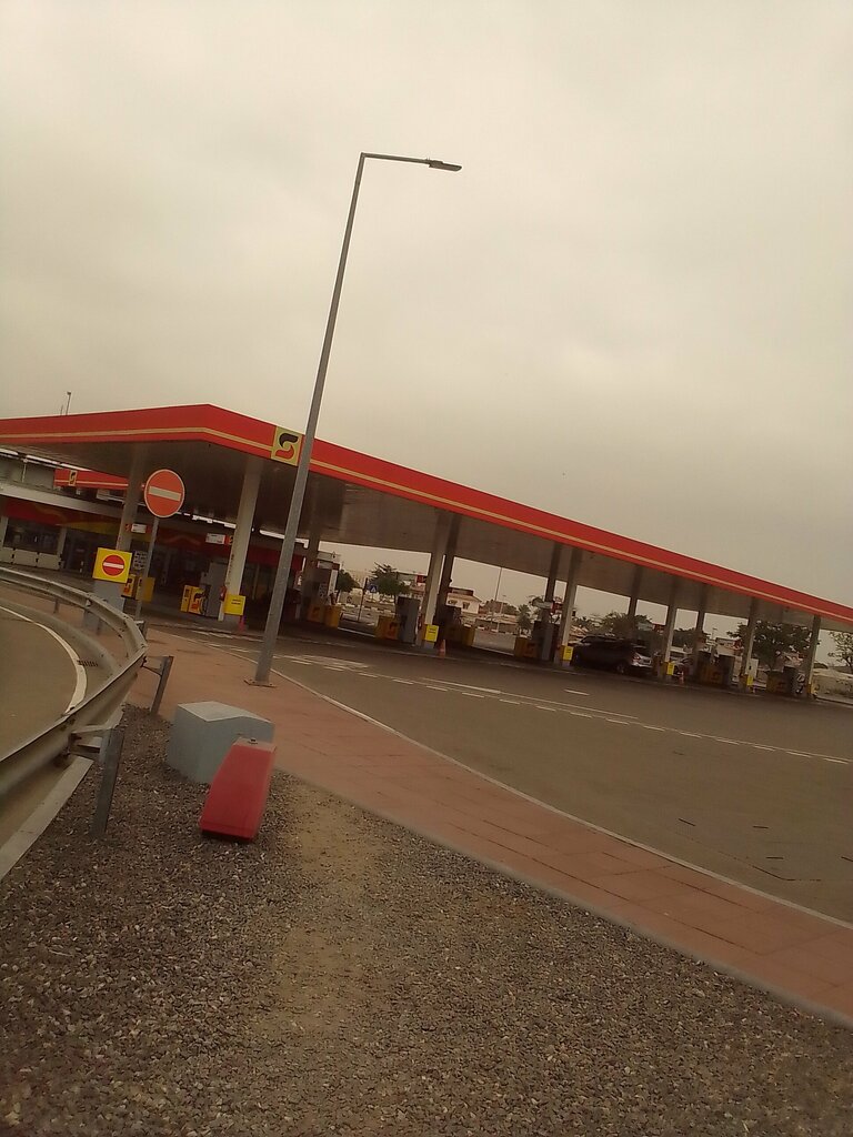 Benzin istasyonu Sonangol, Loanda, foto