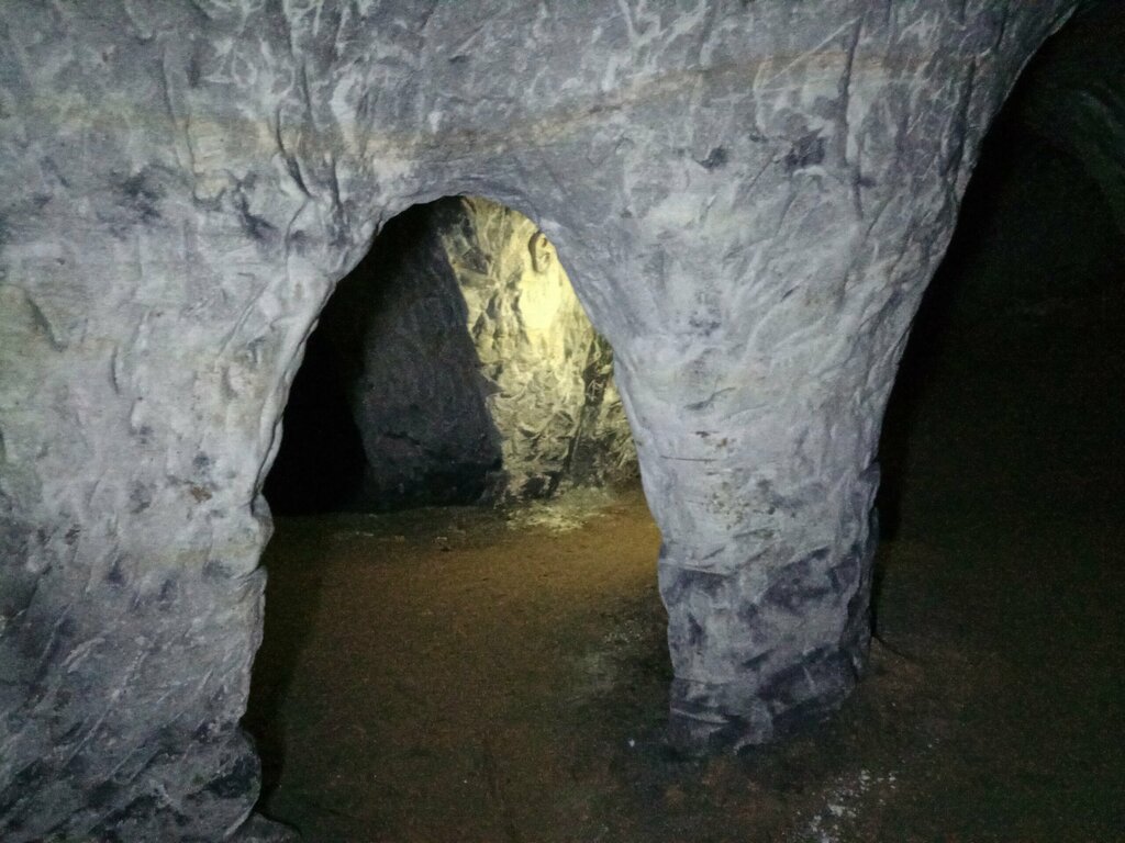 Doğa Корповские пещеры, Saint‑Petersburg ve Leningradskaya oblastı, foto