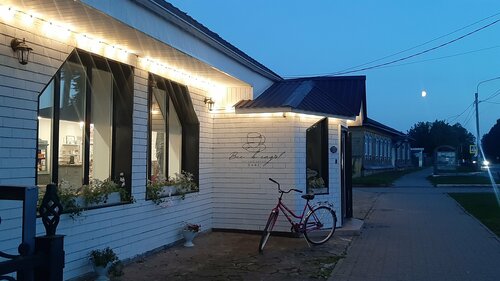 Kafe Vse V Sad, Kozelsk, foto