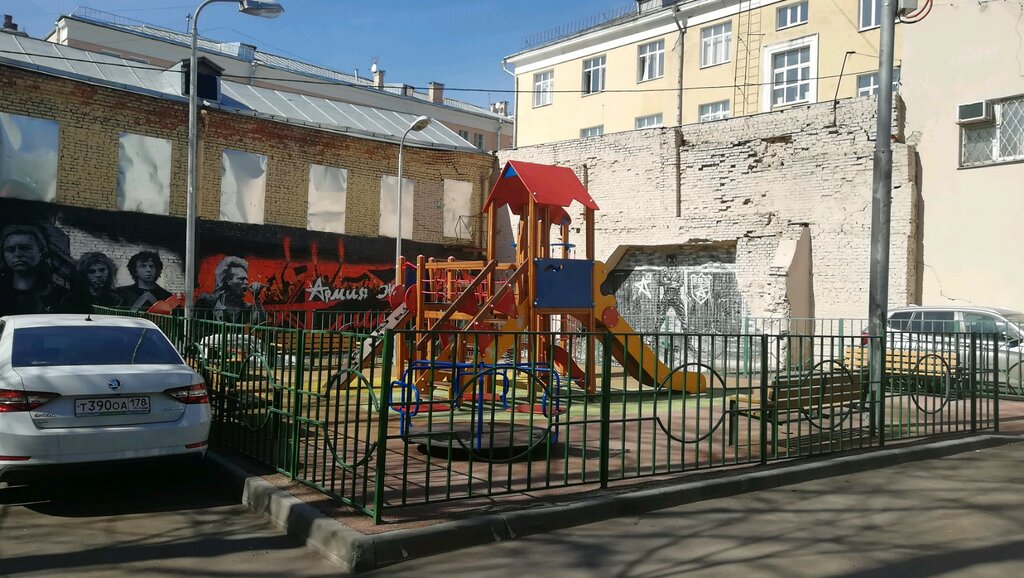 Oyun alanı Playground, Moskova, foto