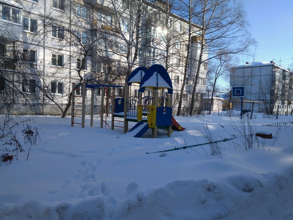 Oyun alanı Playground, Samara, foto