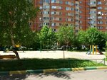 Playground (Mirskoy proyezd No:4), oyun alanı  Balaşiha'dan